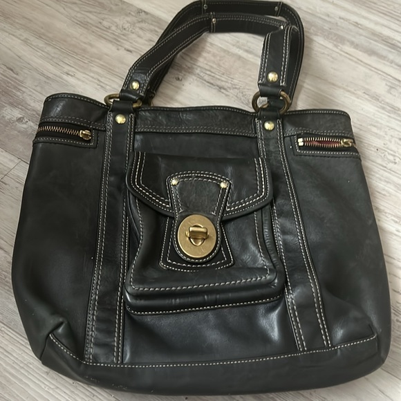 Coach | Bags | Coach Gigi Black Leather Turnlock Bag | Poshmark